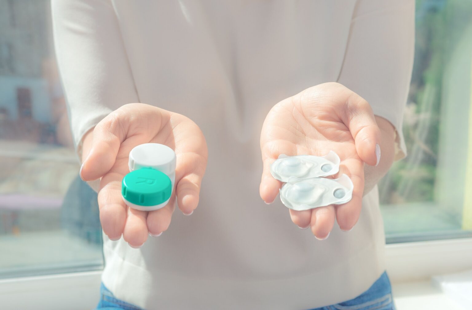 Best Contacts for Dry Eyes | McCauley Celin Eyecare